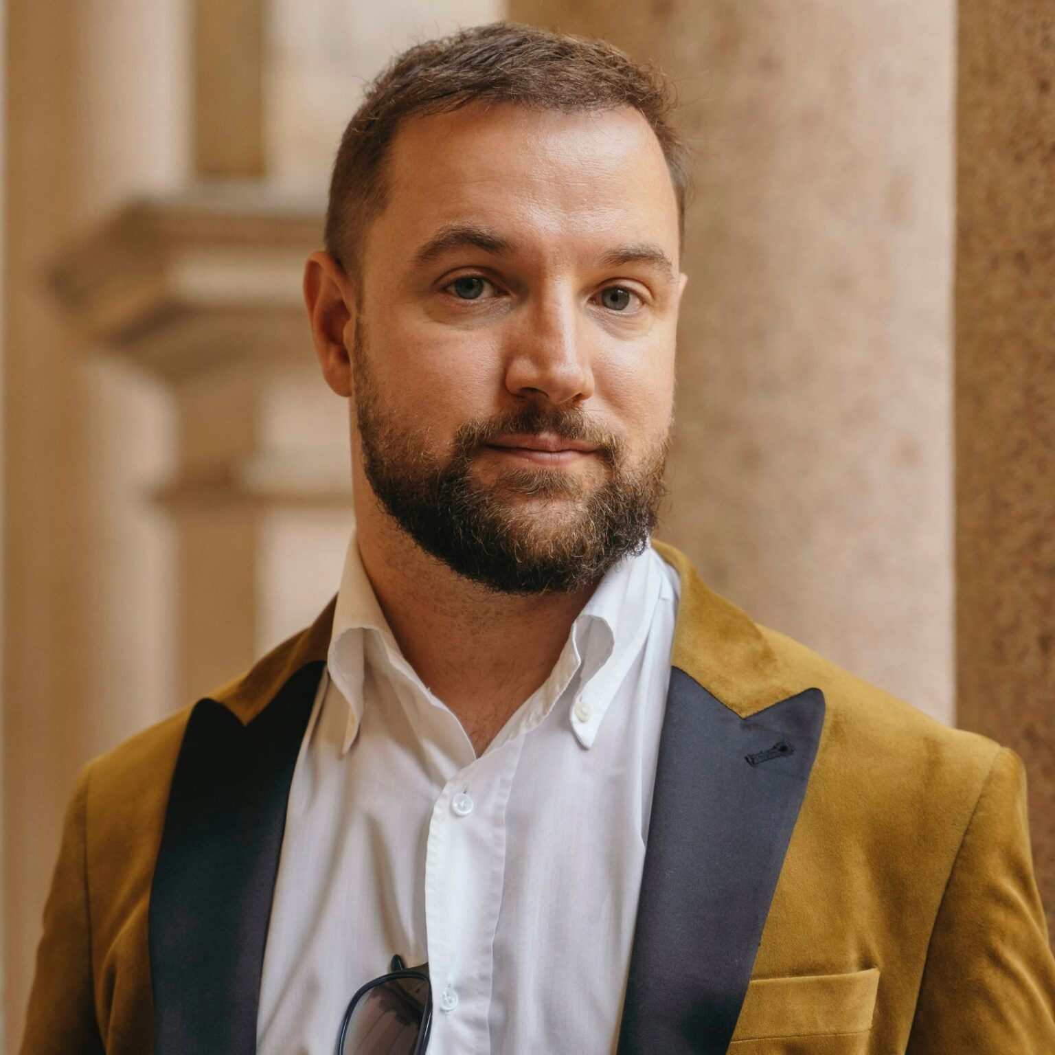 Digital Storytelling in Fashion: A 2026 Brand Guide - Corrado Manenti